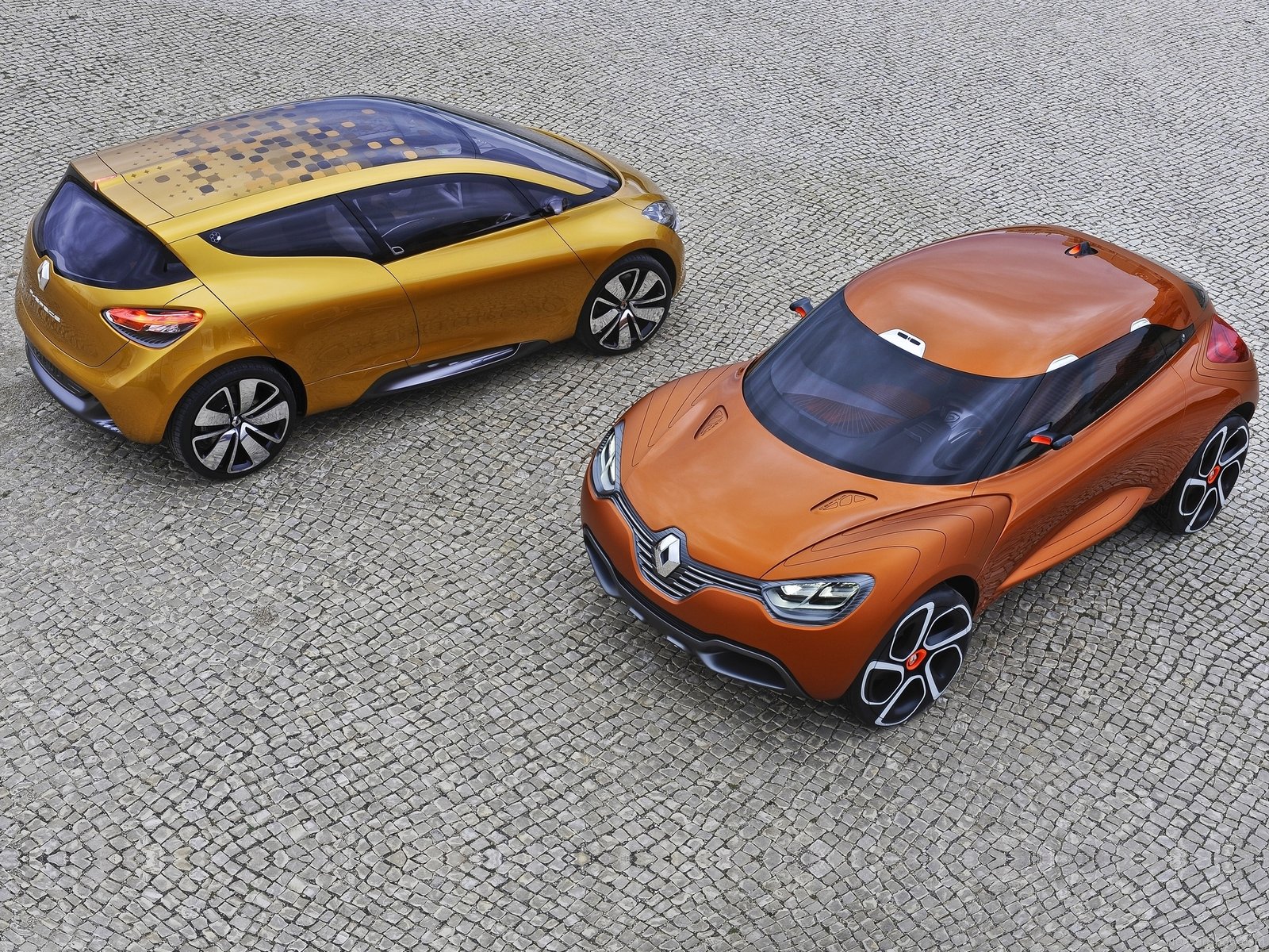 Фото концепта Renault R-Space (36)